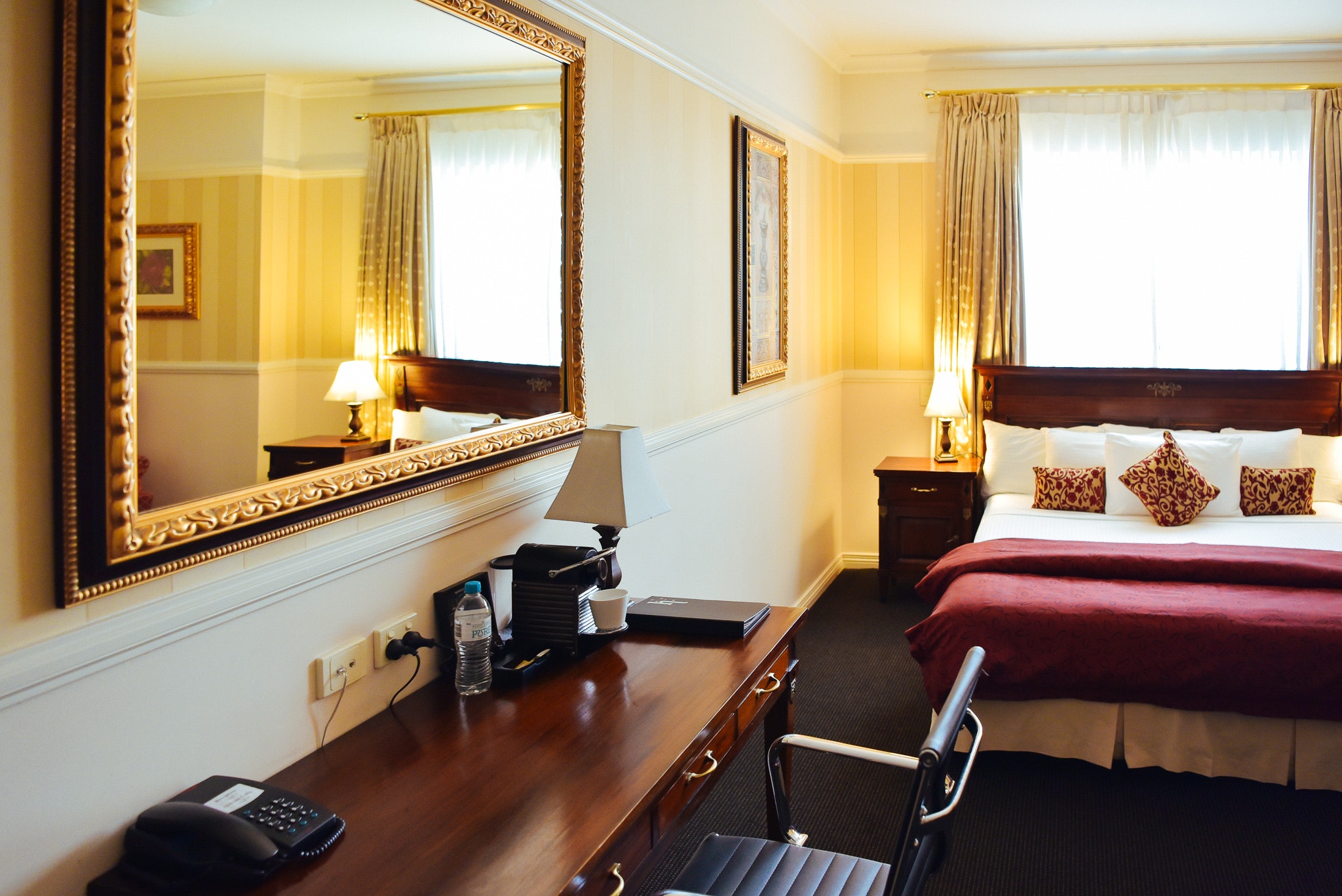 Mount Isa Restaurants, Dining & Drink - Redearth Boutique Hotel, Mount Isa